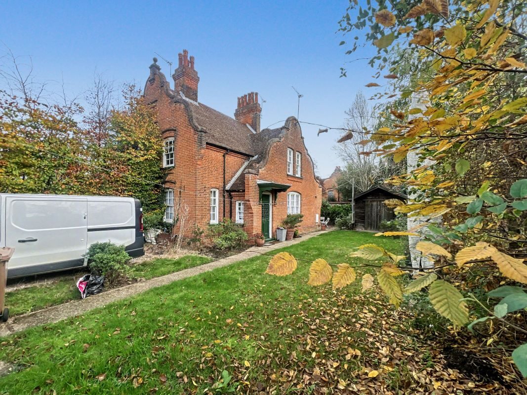 16 16A Park Road Ipswich Suffolk IP1 3ST Goldings Auctions