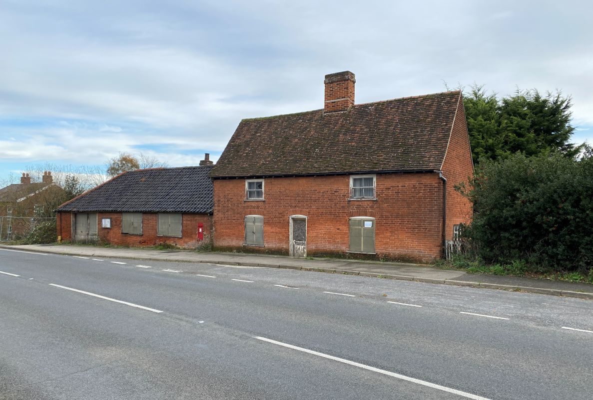 The Forge & Cottage, Freston Hill, Freston, Ipswich, Suffolk, IP9 1AB ...